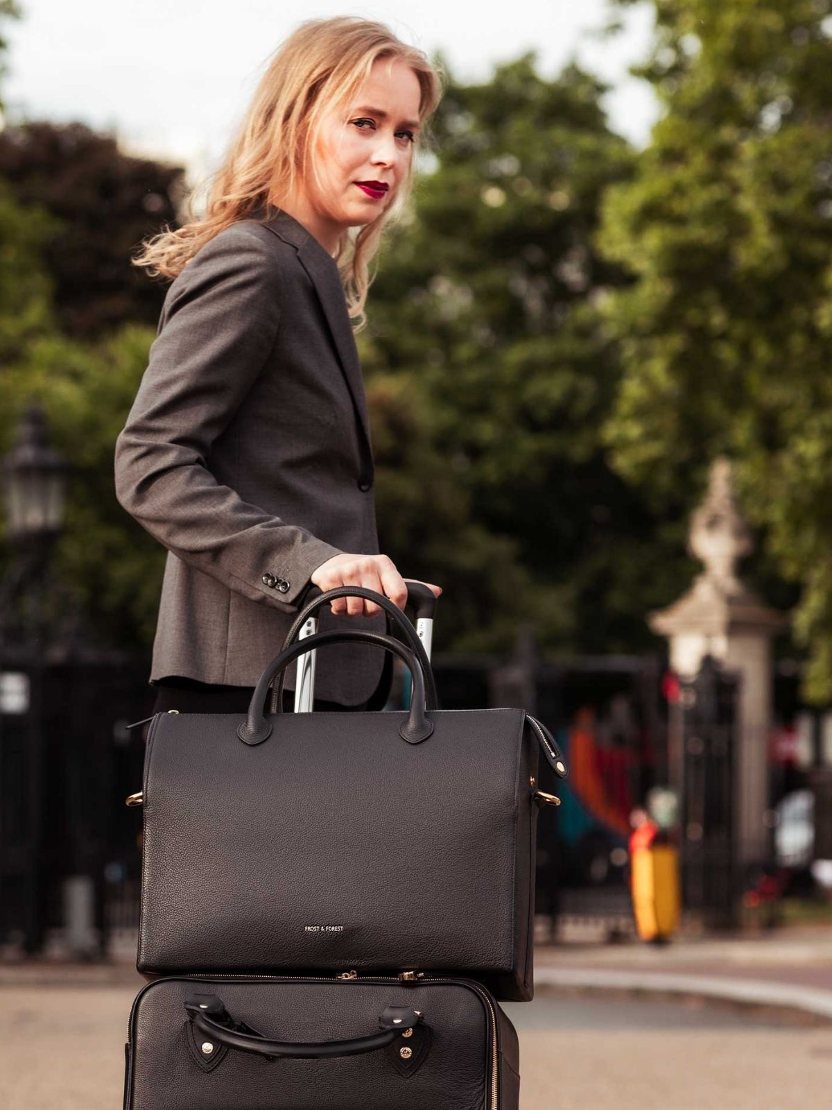 7 steps to picking the best long weekend bag in 2023 – Frost & Forest